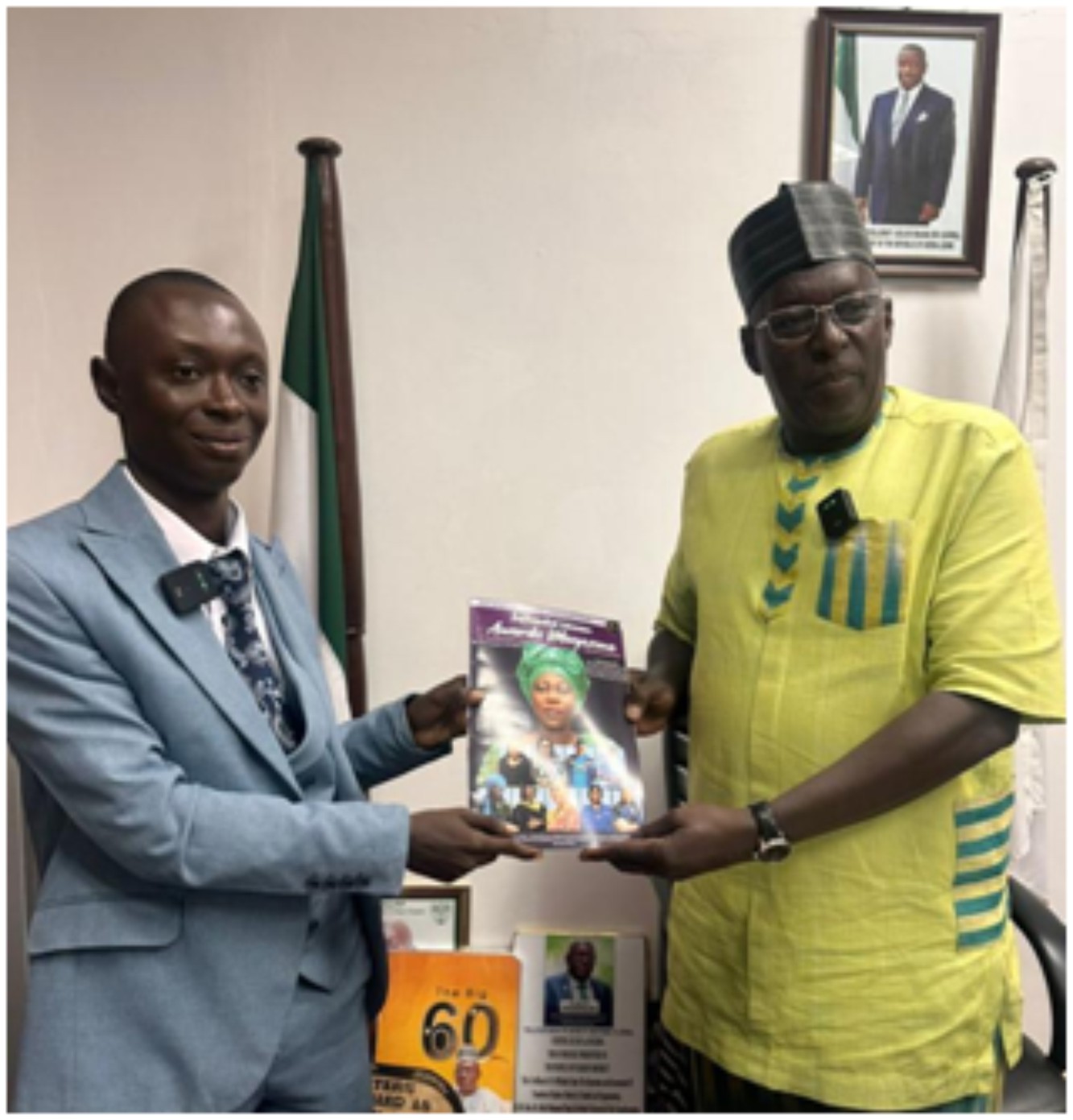 Hon. Sidie Mohamed Tunis Receive Lifetime Achievement Award - The ...